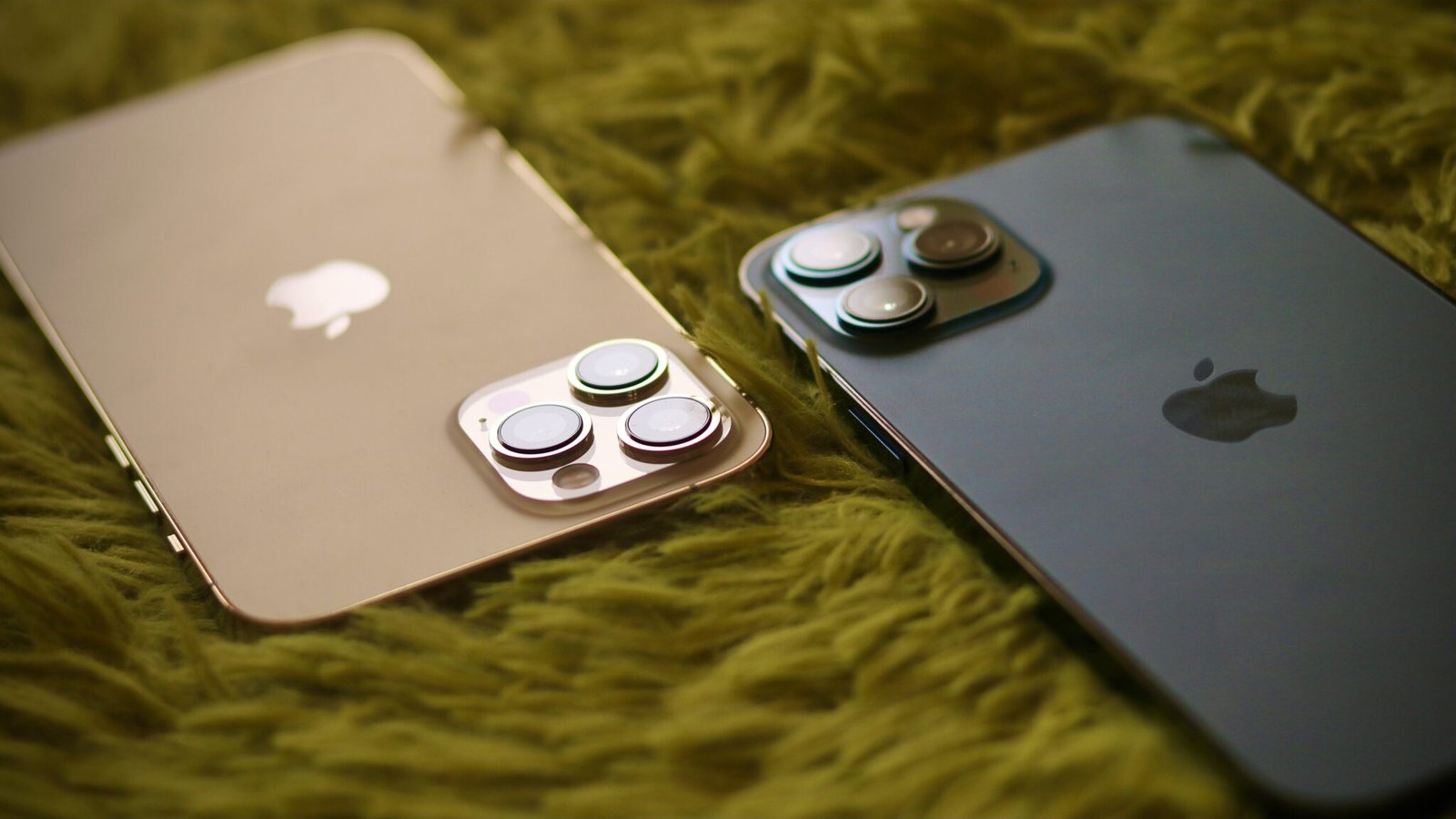 Split Screen on iPhone 12 Pro Max? 3 Easy Steps You Need to Know!